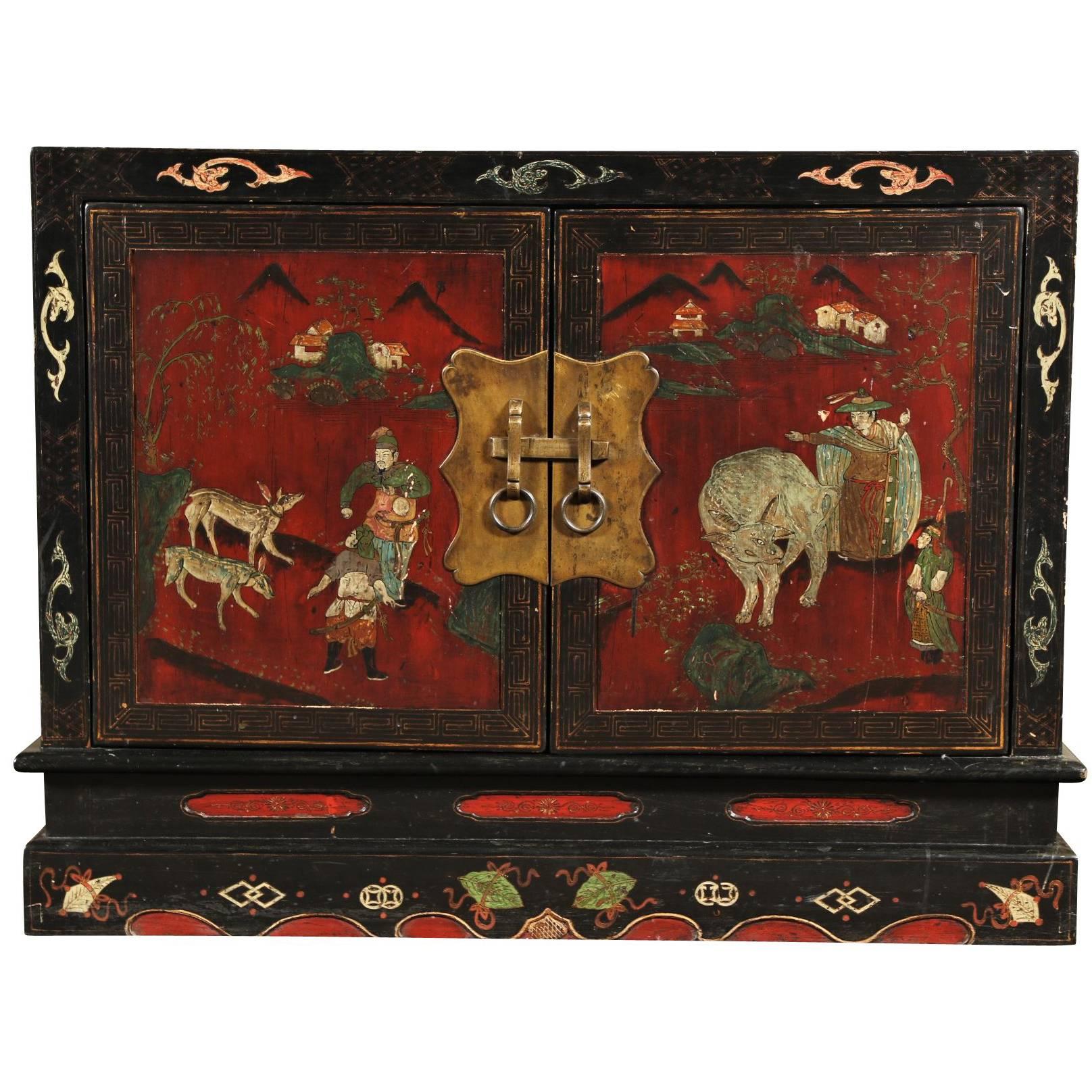 Vintage Chinese Painted Chest For Sale at 1stDibs