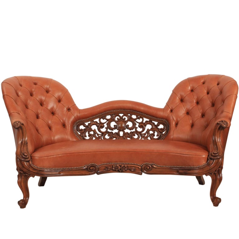 Victorian Walnut and Leather Double Spoon Back Sofa For Sale at 1stDibs