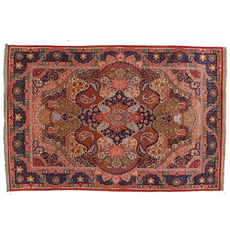 Early 20th Century Saruk Mahajan Carpet For Sale at 1stdibs