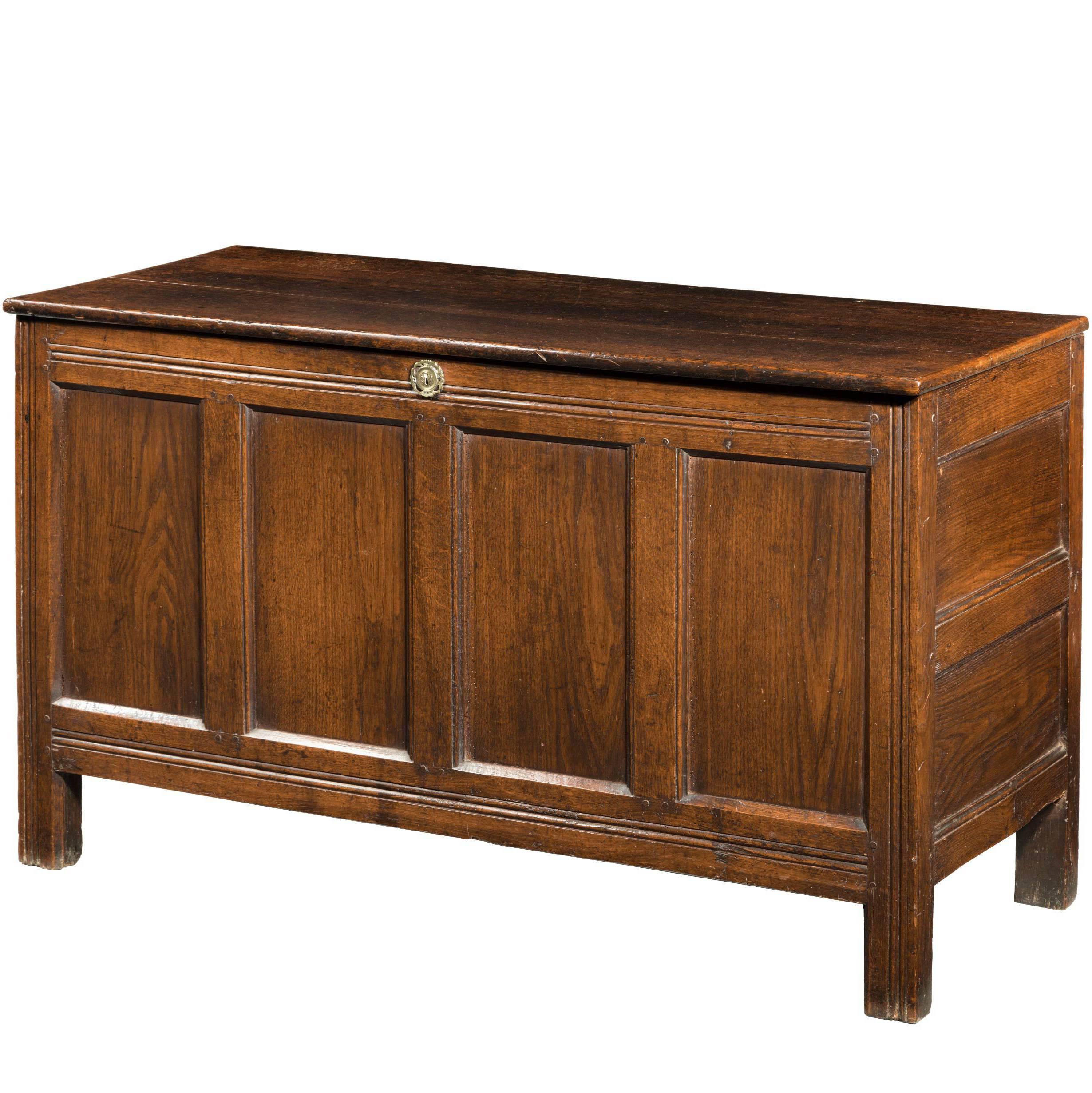 Early 18th Century Panelled Kist Coffer For Sale at 1stDibs