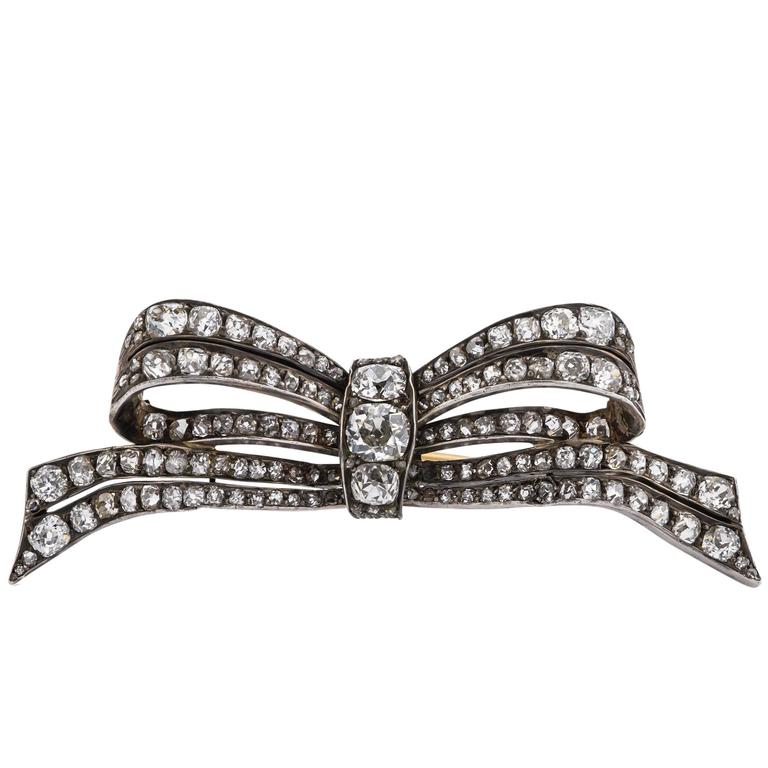 Diamond Bow Pin Pin at 1stDibs