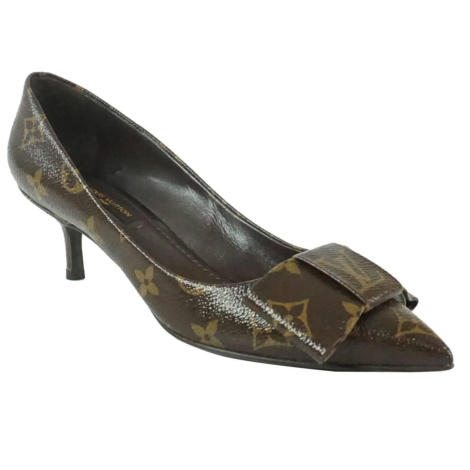 Louis Vuitton Brown Monogram Bow Heels - 36.5 For Sale at 1stdibs