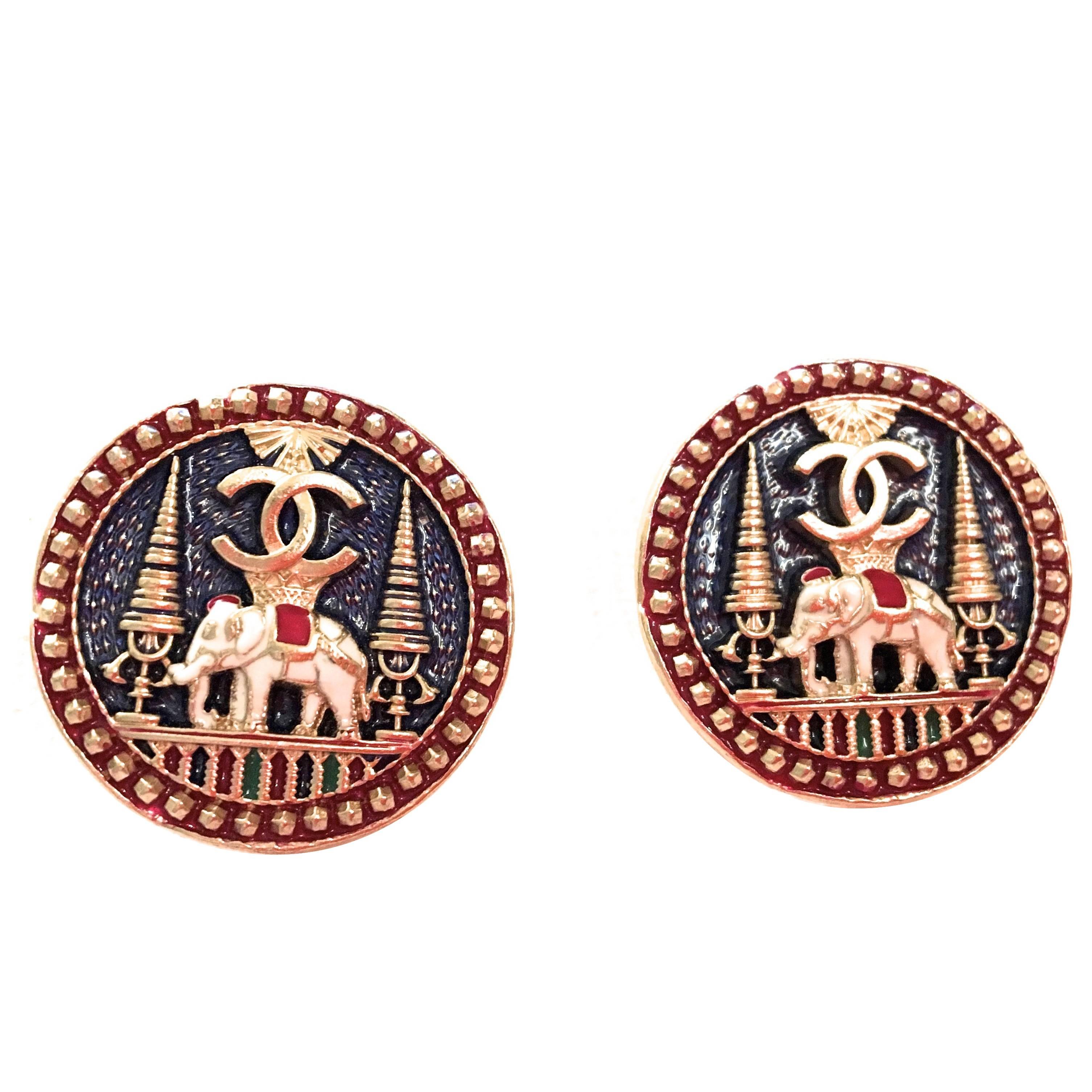 Pair of Beautiful Chanel Buttons at 1stDibs