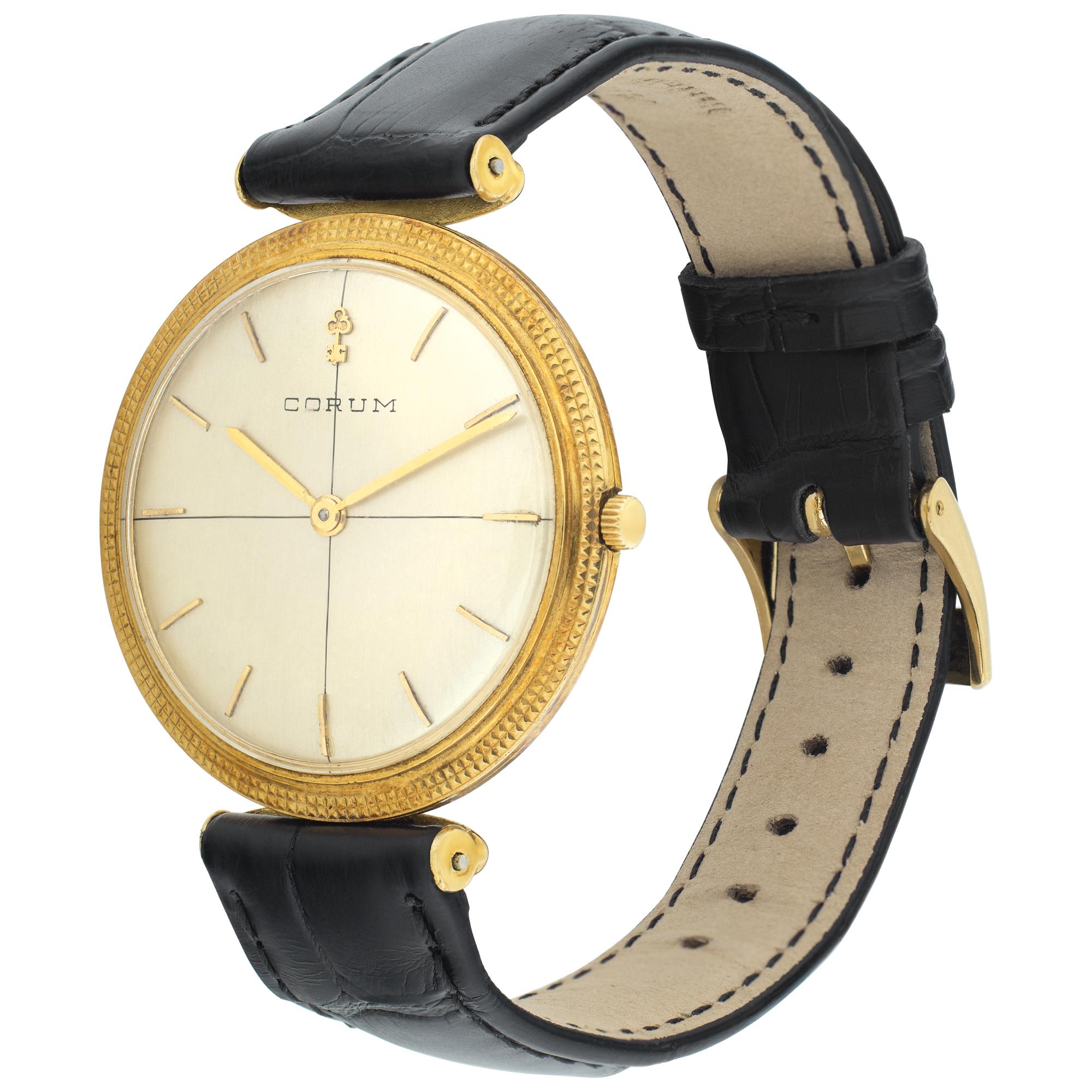 Corum Classic 5448356 in Yellow Gold with Silver dial 33.5mm Manual ...