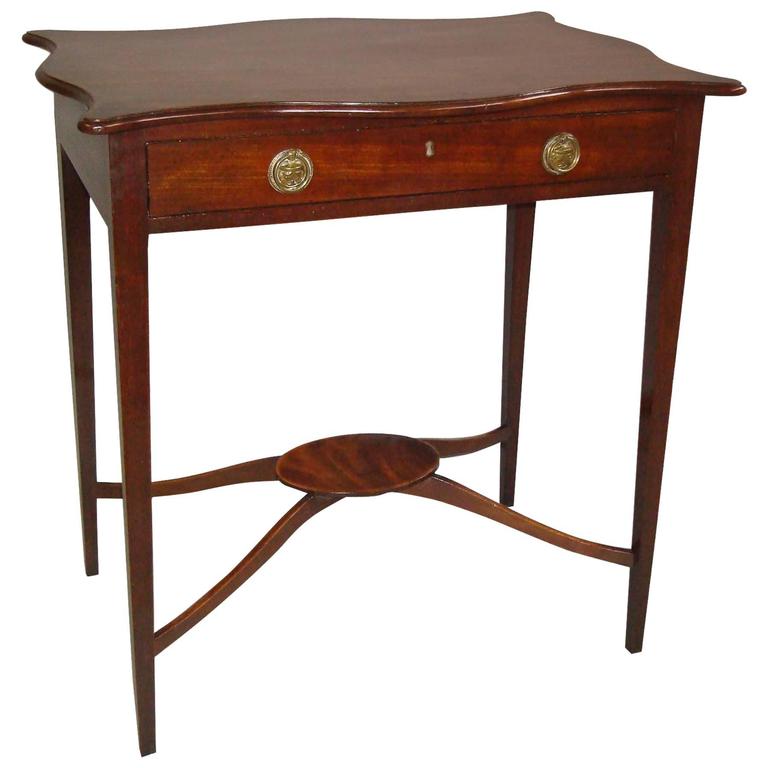 George III Mahogany Butterfly-Top Side Table in the Hepplewhite Manner ...