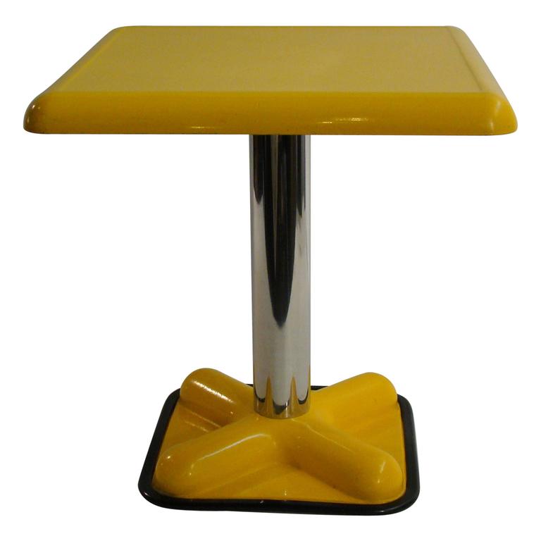 Joe Colombo Bistro or Center Table, Italy at 1stDibs
