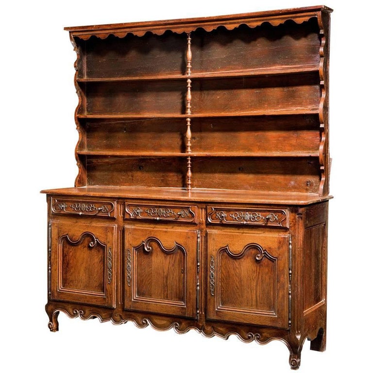 18th Century Chestnut Dresser and Rack For Sale at 1stDibs