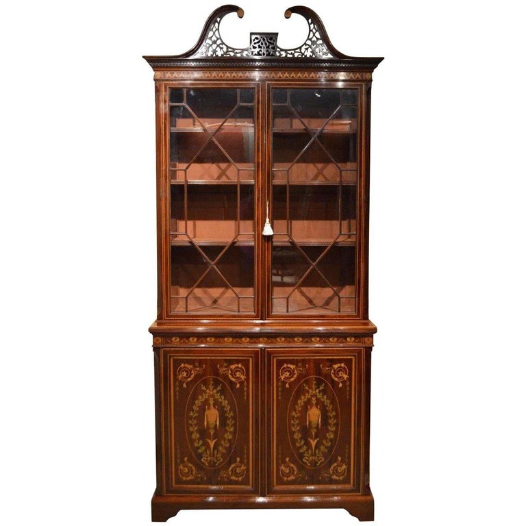 Stunning Exhibition Quality Bookcase by Edwards and Roberts of London ...