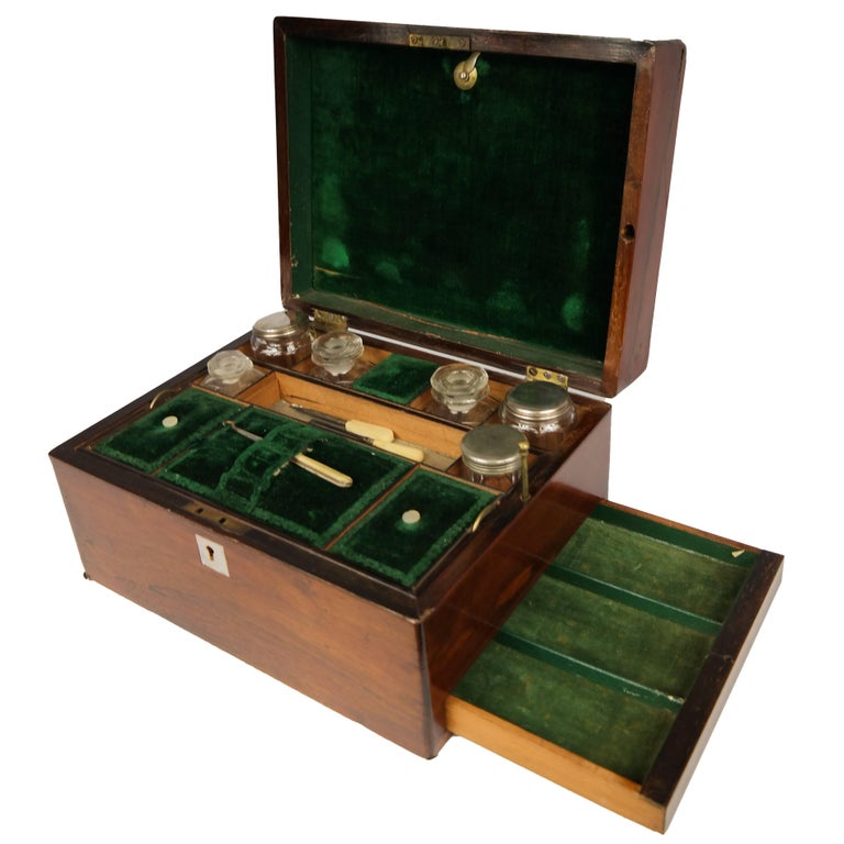 19th Century Rosewood Toiletry Box For Sale at 1stDibs