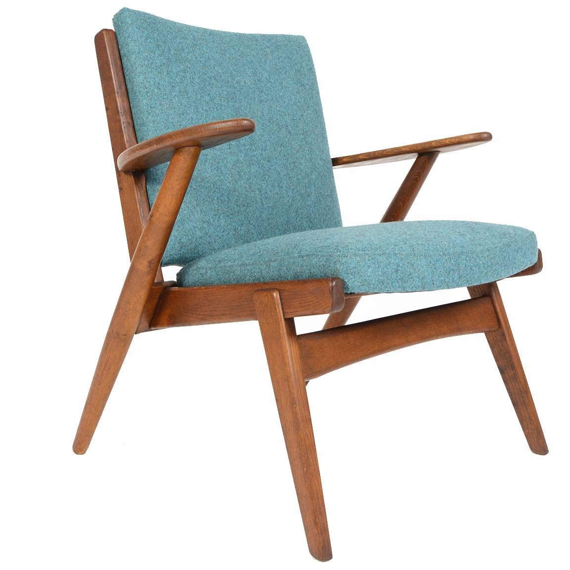 Paddle Arm Lounge Chair in Stained Oak For Sale at 1stDibs