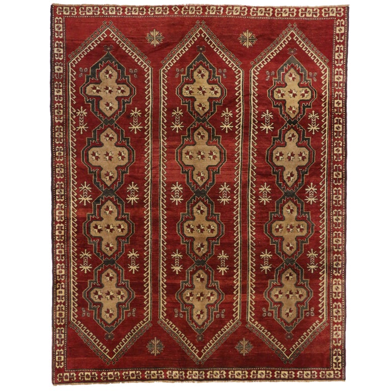 Vintage Turkish Oushak Rug with Modern Medieval Elizabethan Style For ...