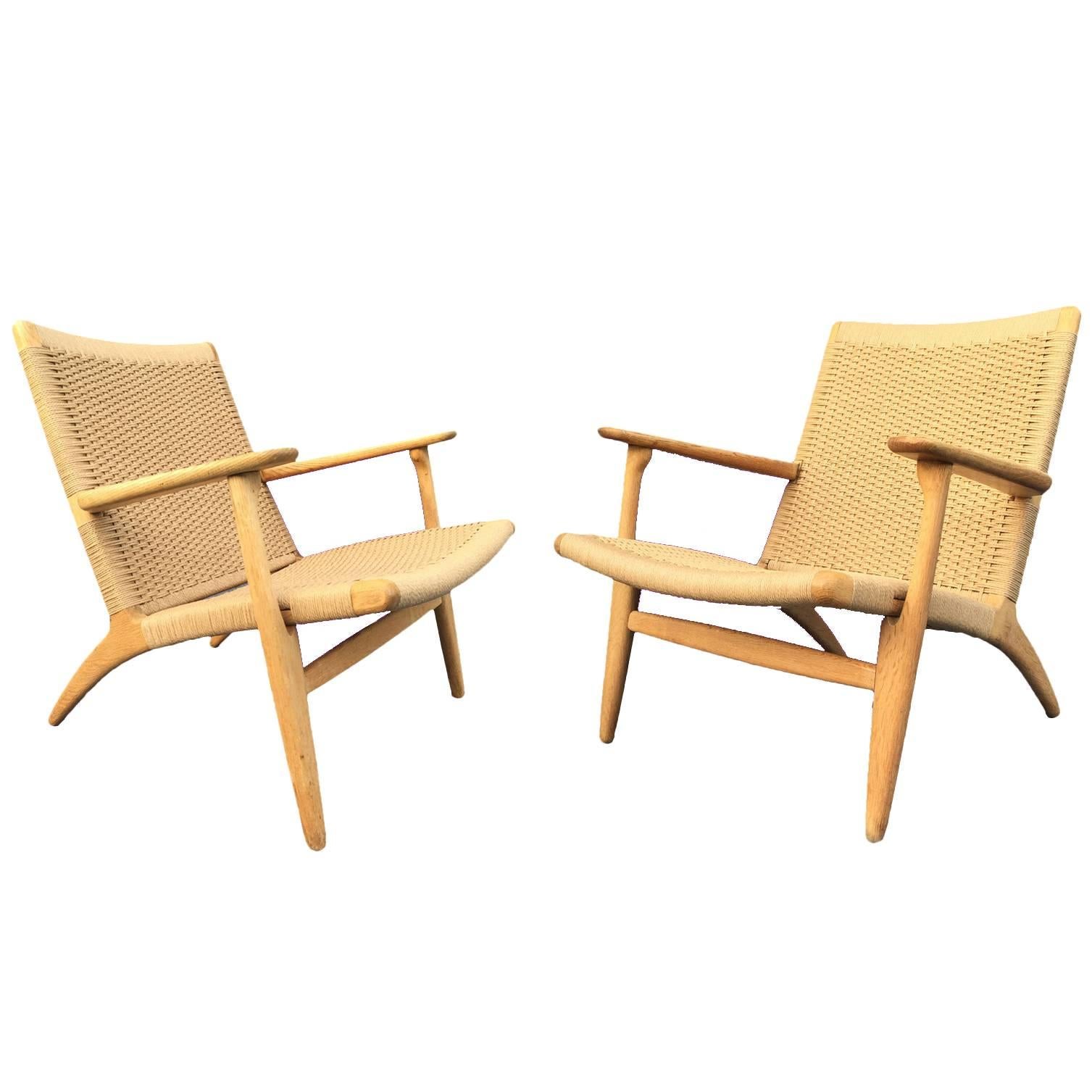 Pair of Original Vintage CH25 Chairs by Hans Wegner for Carl Hansen at 1stDibs