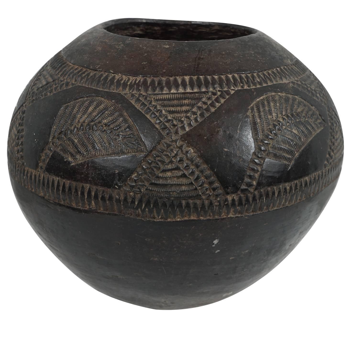 Field Collected South African Ukhamba of Beer Pot For Sale at 1stdibs