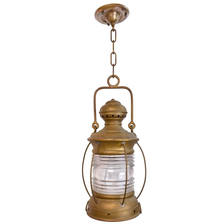 Pendentif marin original Perkins en laiton:: vers 1917 sur 1stDibs