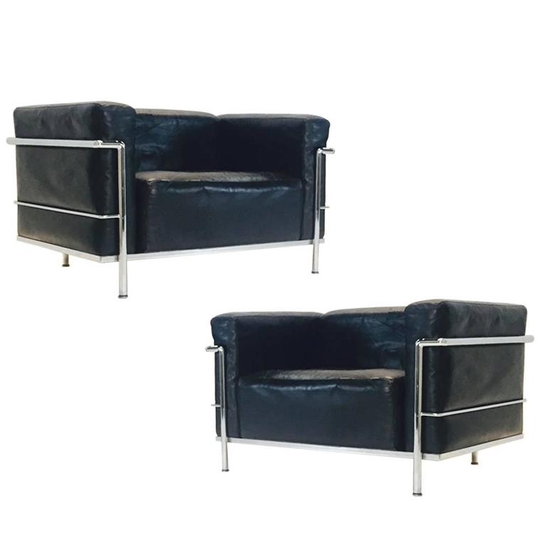 Pair of LC-3 Grand Comfort Lounge Chairs by Le Corbusier for Cassina at ...