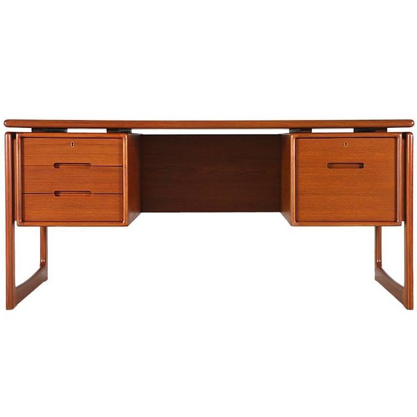 Danish Modern Executive Teak Desk by Dyrlund at 1stDibs | dyrlund teak desk