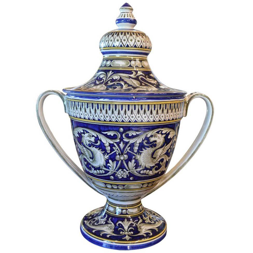 Signed Majolica Hand-Painted Sberna Deruta Italian Urn For Sale at 1stDibs