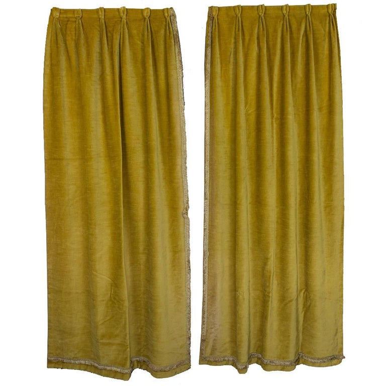 Pair of Rich Gold Velvet Drapes For Sale at 1stDibs