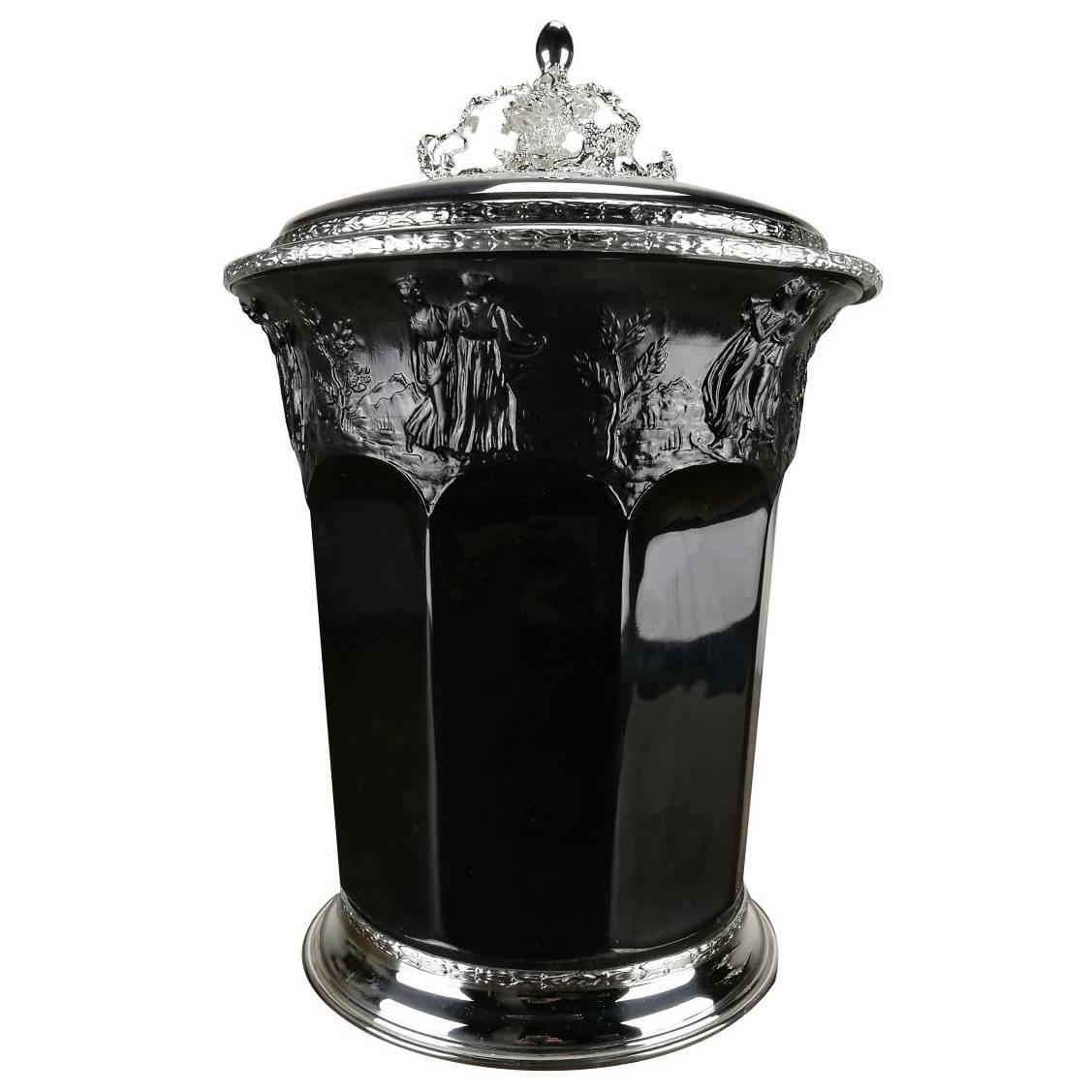 Ice Bucket with Lid in Black Porcelain For Sale at 1stDibs