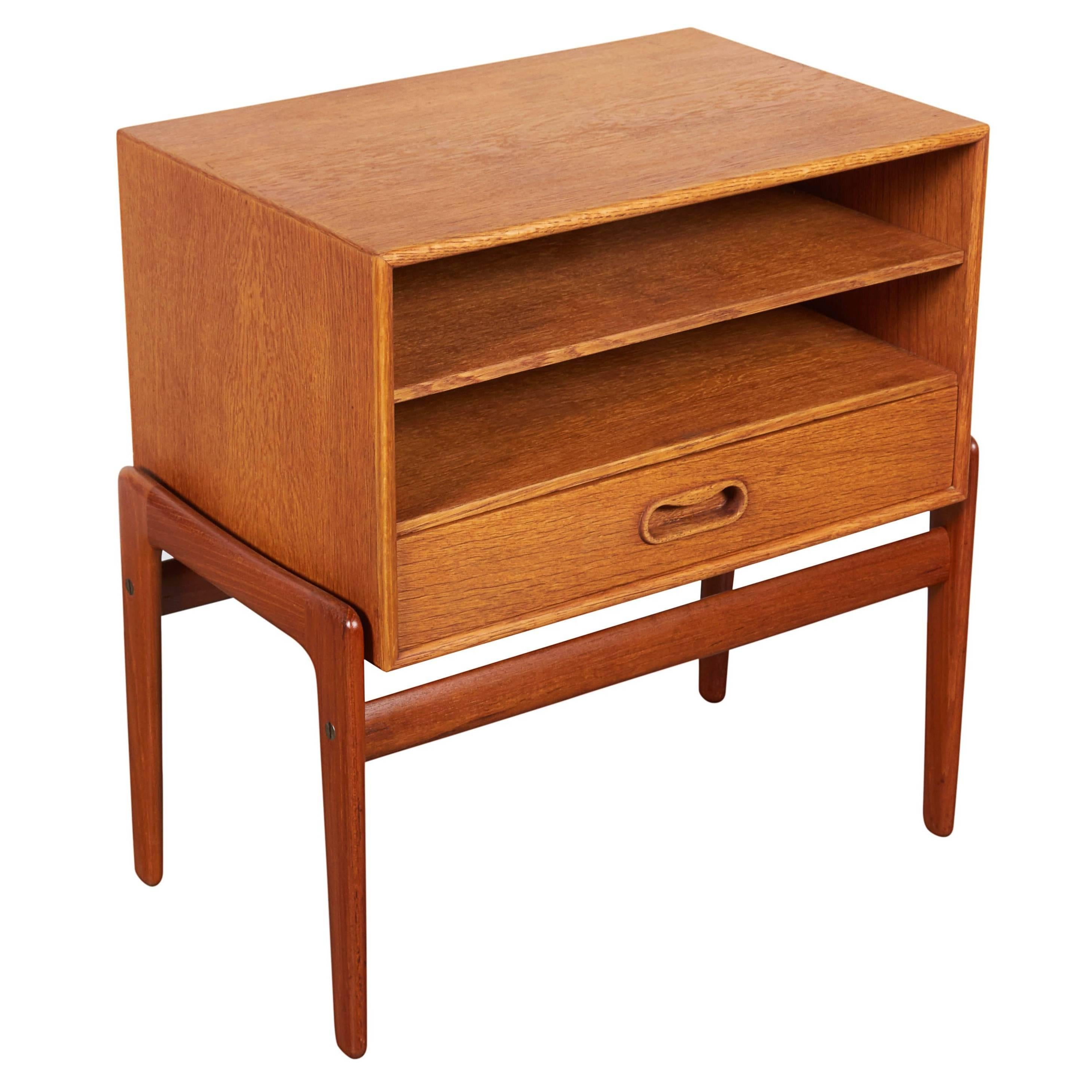 Arne Vodder Nightstand at 1stDibs