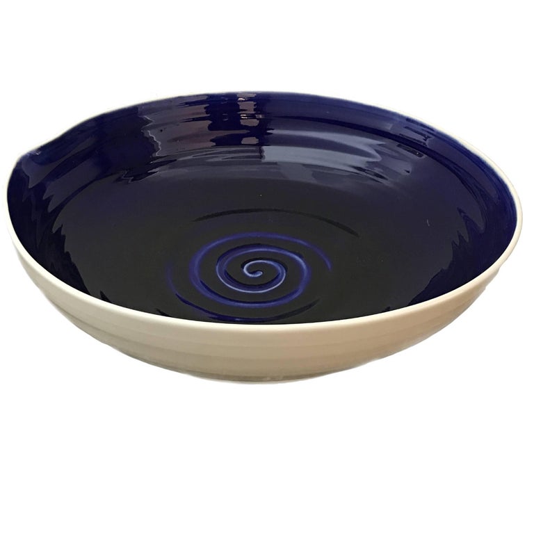 Hand-Thrown Israeli Artisan Shallow Studio Pottery Bowl For Sale at 1stDibs