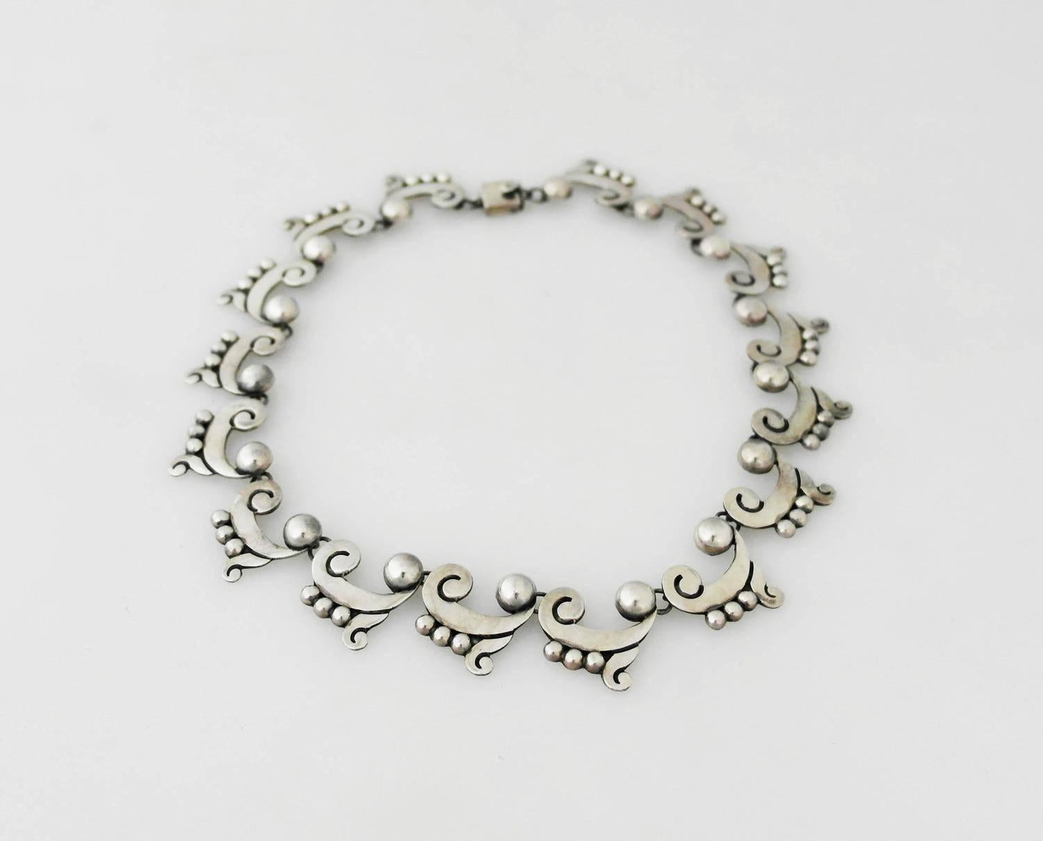 Early Taxco Sterling Silver Link Necklace For Sale at 1stDibs