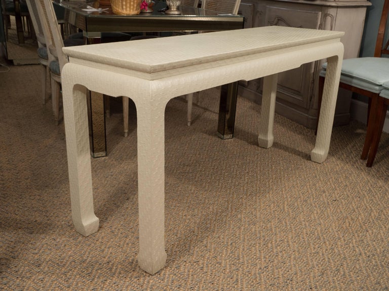 White Lacquered Console Table For Sale at 1stDibs