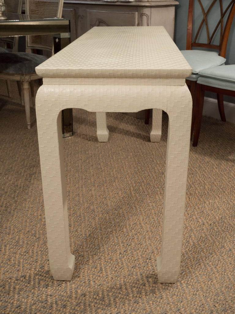 White Lacquered Console Table For Sale at 1stDibs