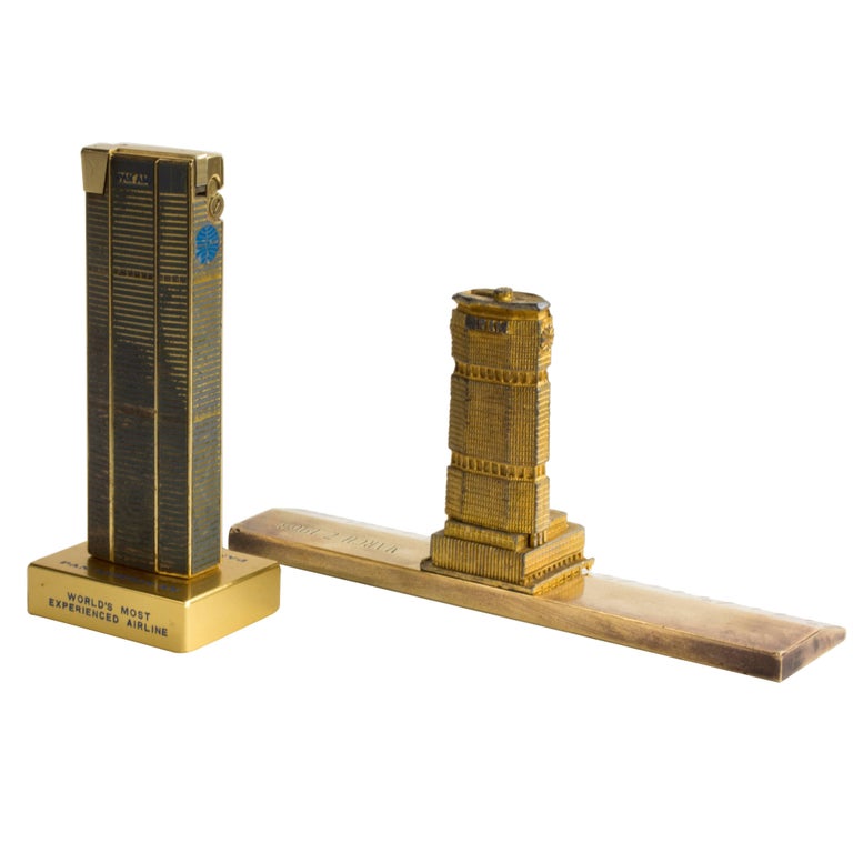Two 1960's Pan Am Building New York souvenir architectural models, New ...