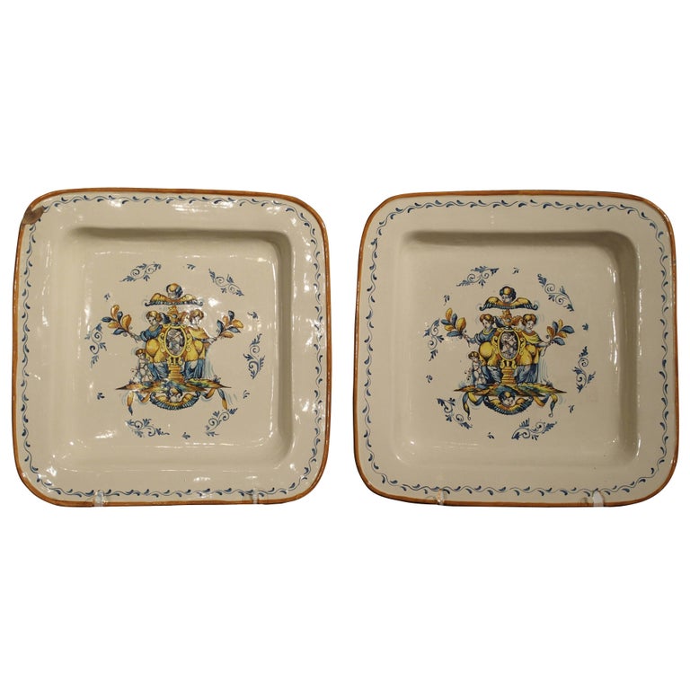 Pair of Large Hand Painted Italian Plates For Sale at 1stDibs