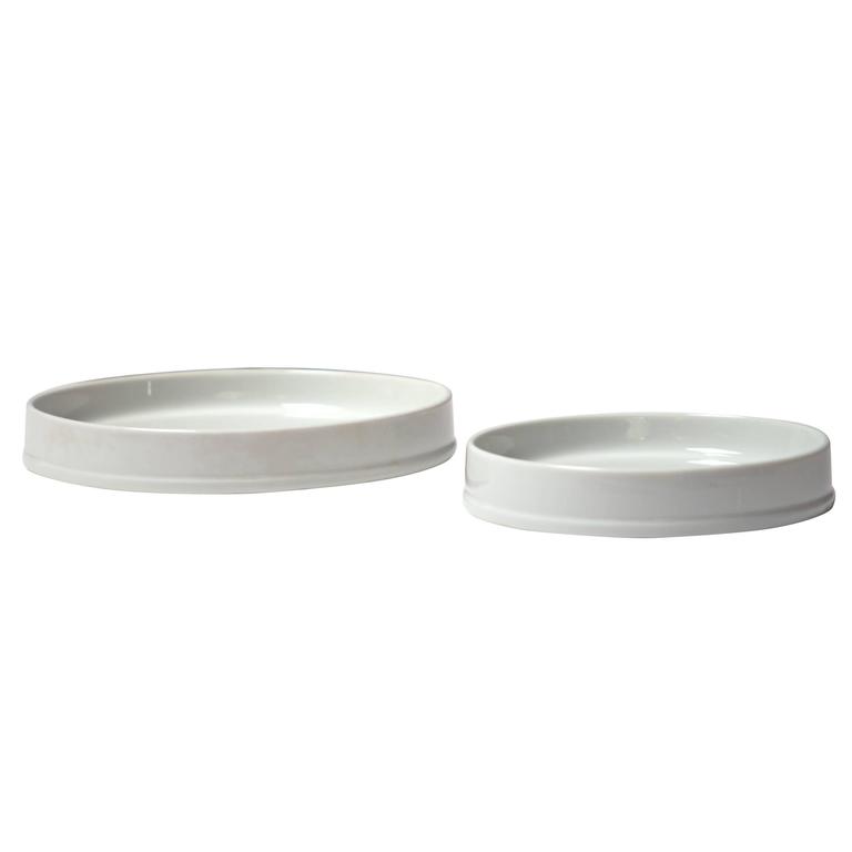 Arne Jacobsen Royal Hotel Sas White Ashtrays For Sale at 1stDibs