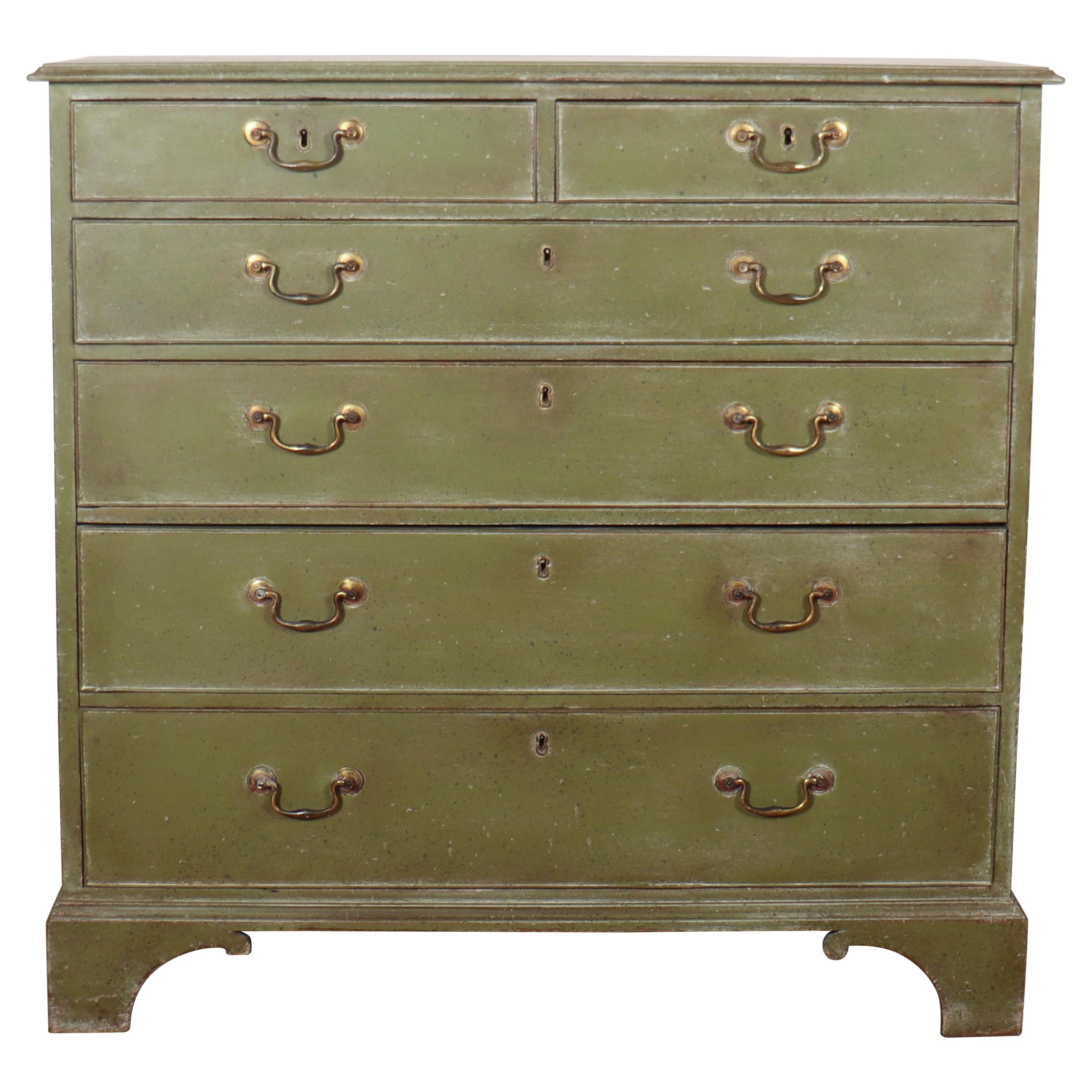 English Painted Chest of Drawers For Sale at 1stDibs