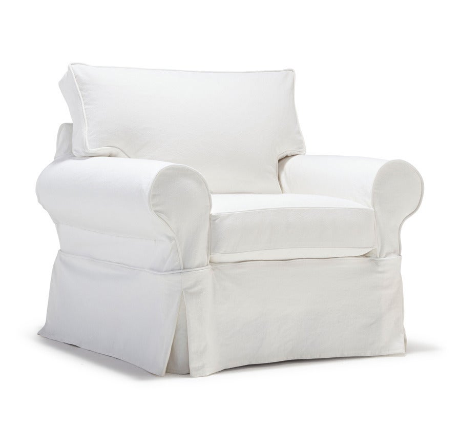 Traditional Slipcovered Roll Arm Chair For Sale at 1stDibs