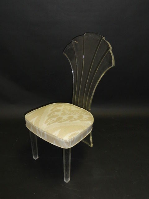 Set of Four Vintage Scalloped Back Lucite Dining Chairs For Sale at 1stDibs