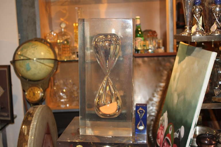 Giant Lucite Hourglass At 1stdibs Giant Hour Glass Giant Hourglass For Sale Life Size Hourglass