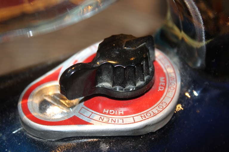 Rare Fantastic Blue Pyrex Saunders" Silver Streak" iron 1946 at 1stDibs ...