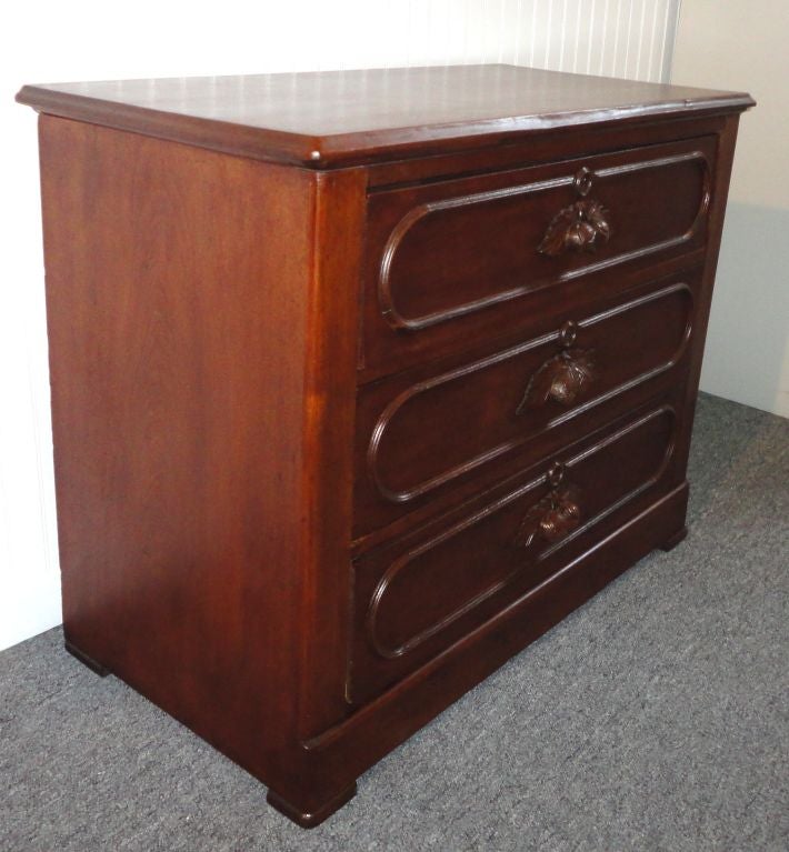 19thc Walnut Chest Of Drawers W/hand Carved Drawer Pulls at 1stDibs ...