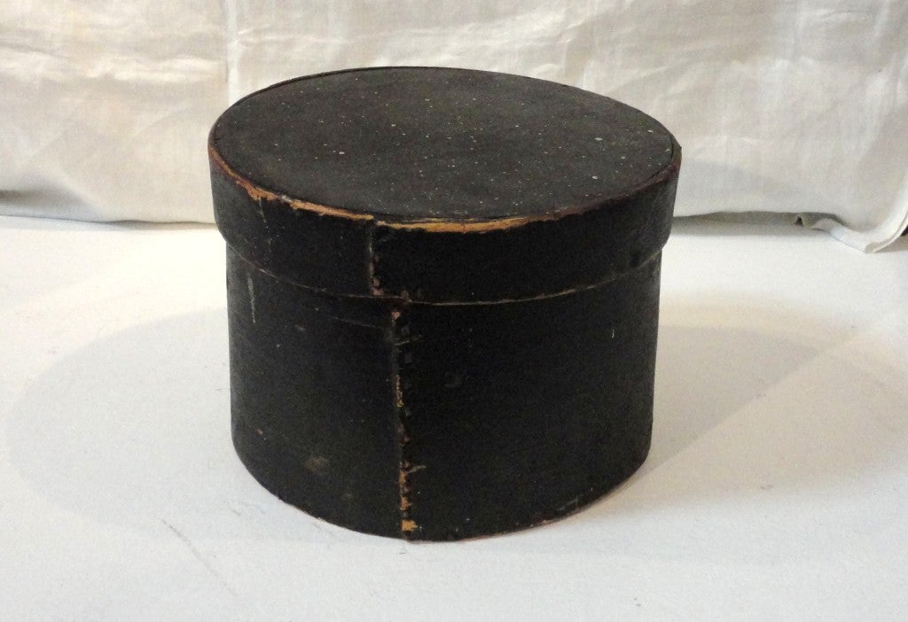 18thc Early Original Black Painted Band Box From Maine at 1stDibs
