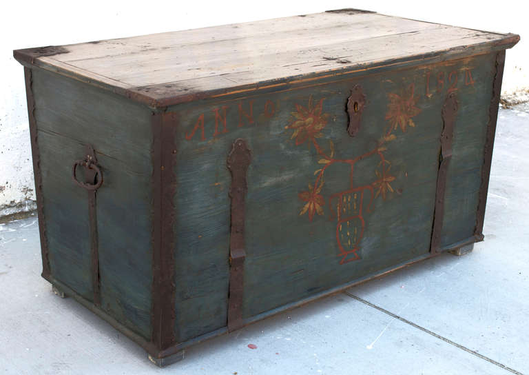 Painted Hope Chest with Original Paint, circa 1824 at 1stDibs