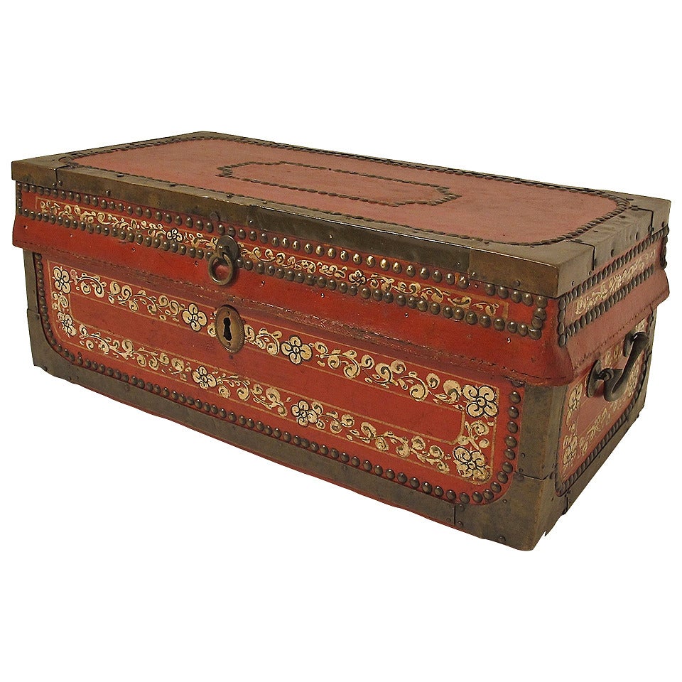 Small Trunks - 15 For Sale on 1stDibs