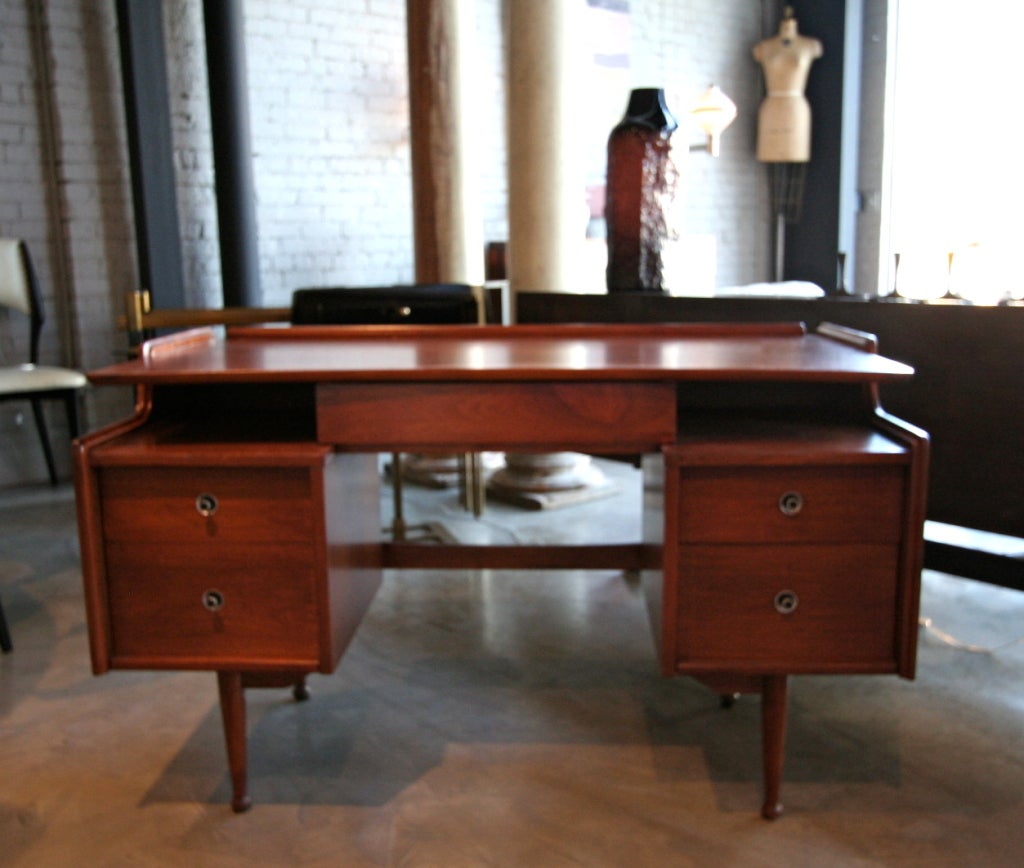 60's Desk by Hooker at 1stDibs | 60s style desk, 60's desk, 1960s hooker