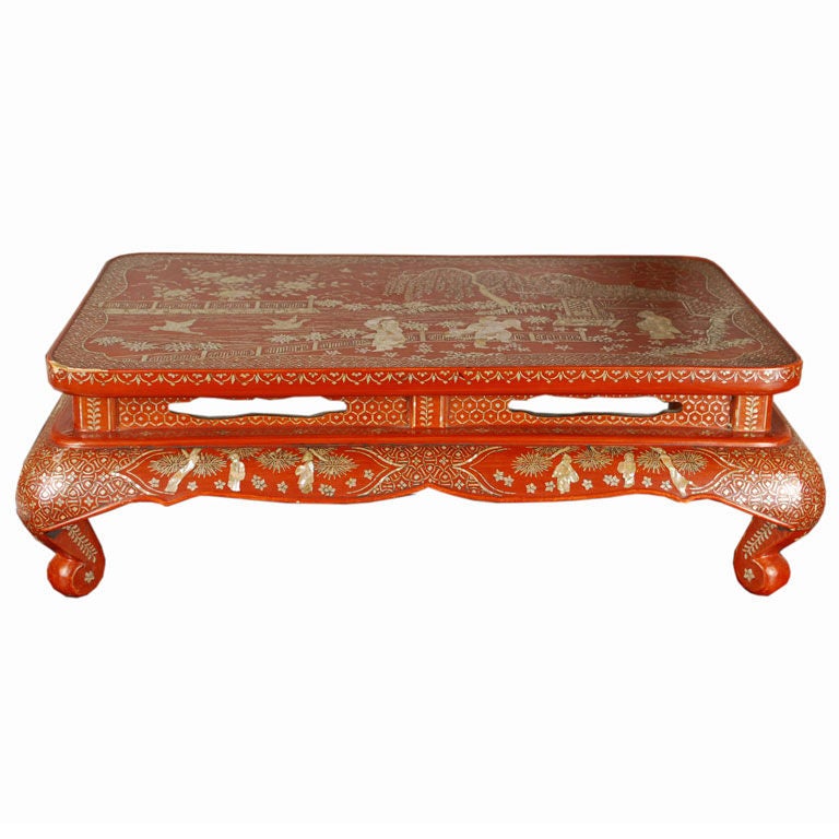 Early 20th Century Chinese Lacquer Lac Burgaute Tea Table at 1stDibs