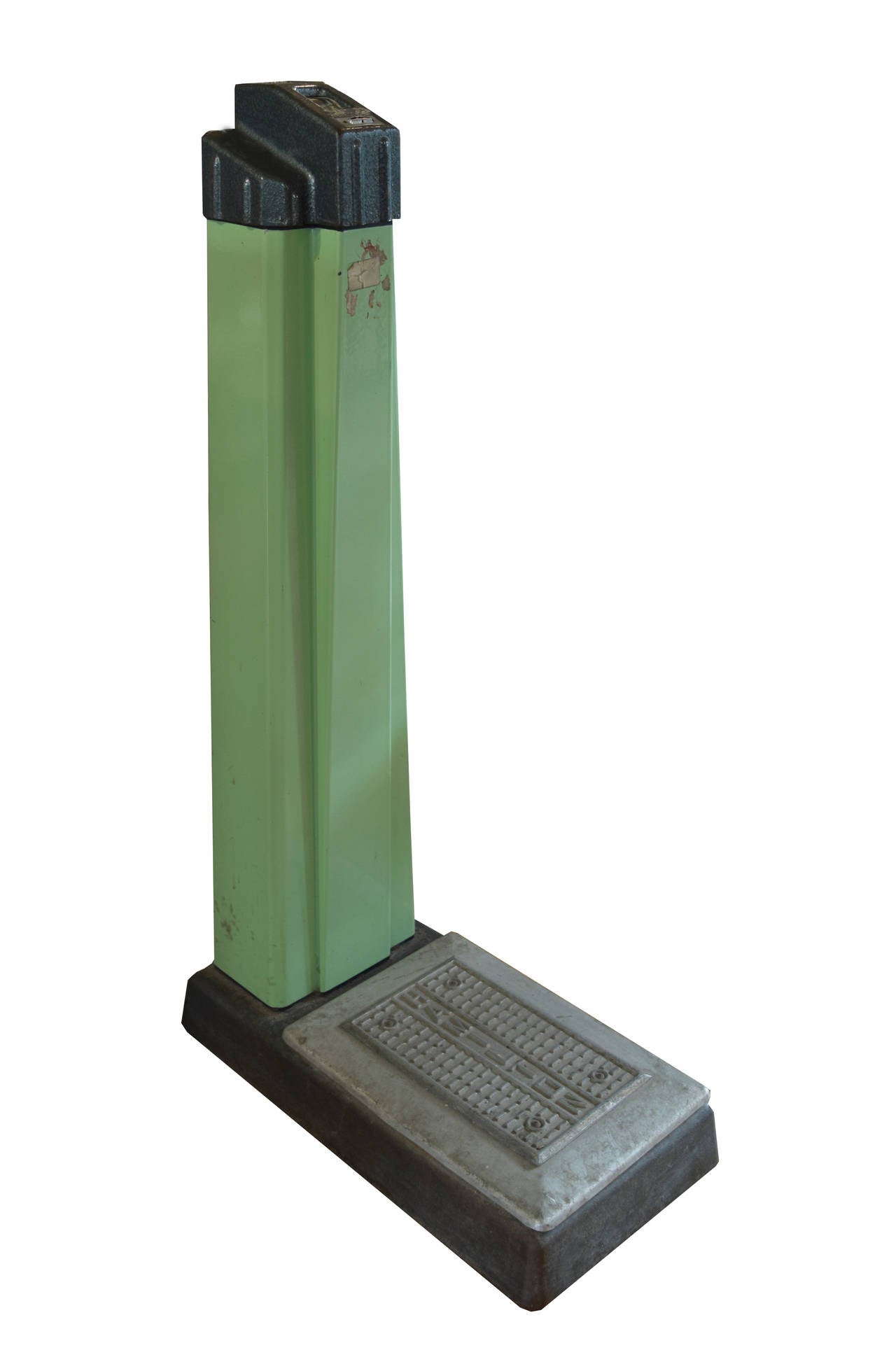 American Art Deco Stand-Up Scale For Sale at 1stDibs