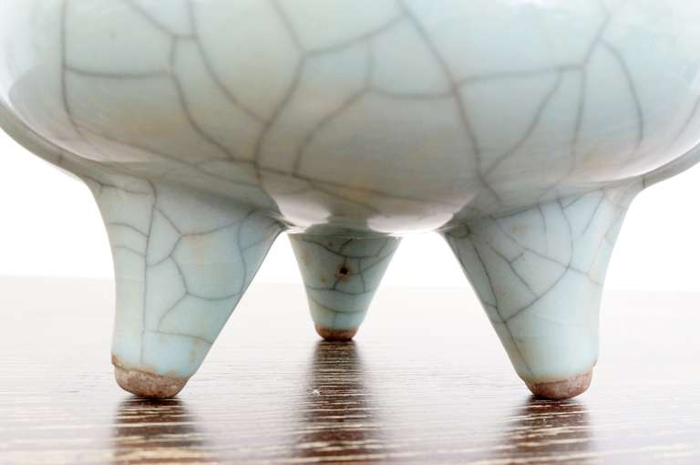 Rare Guan Type Censer at 1stDibs