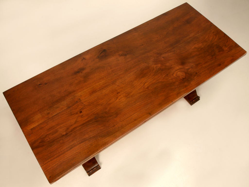 Exquisite Antique Walnut Dining Table w/Stunning 2 Board Top at 1stDibs