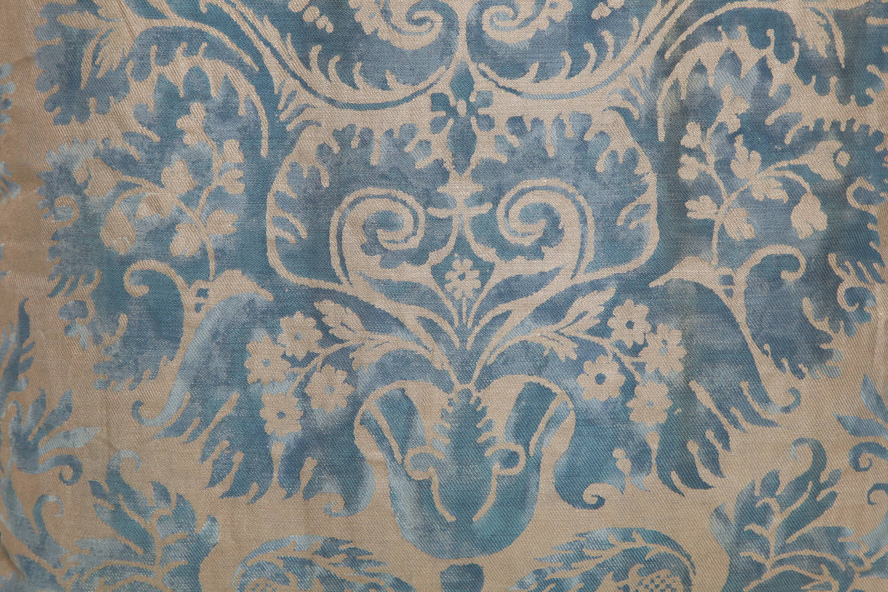 A Fortuny Fabric Cushion in the DeMedici Pattern For Sale at 1stDibs ...
