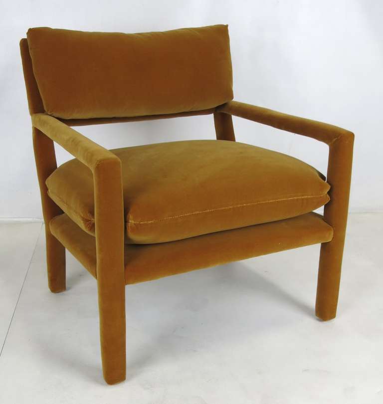Pair of Fully Upholstered Open-Arm Lounge Chairs by Milo Baughman For ...