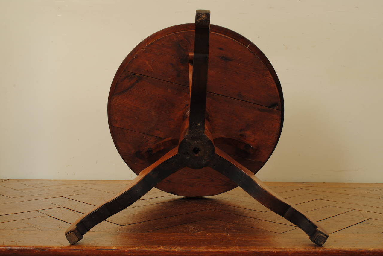 French Late Neoclassical Period Walnut Gueridon, 19th Century at 1stDibs