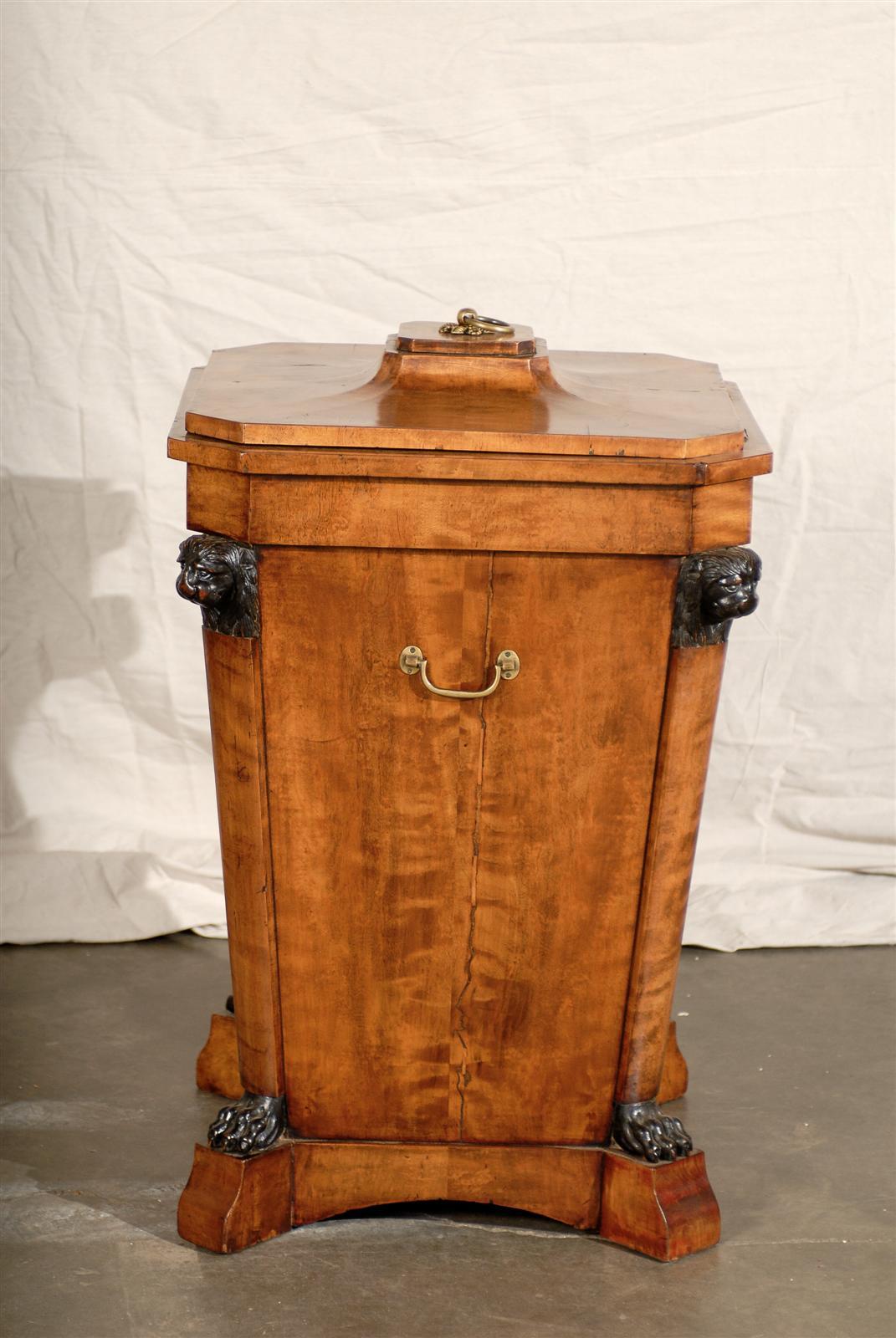 19th Century English Regency Cellarette For Sale at 1stDibs
