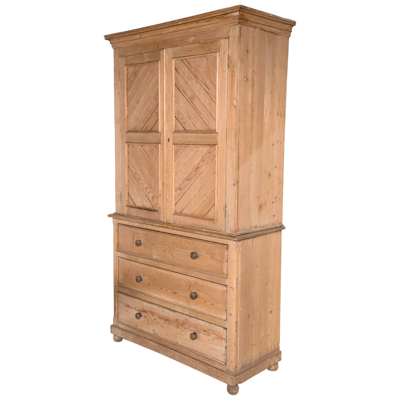 English Pine Cupboard For Sale at 1stDibs